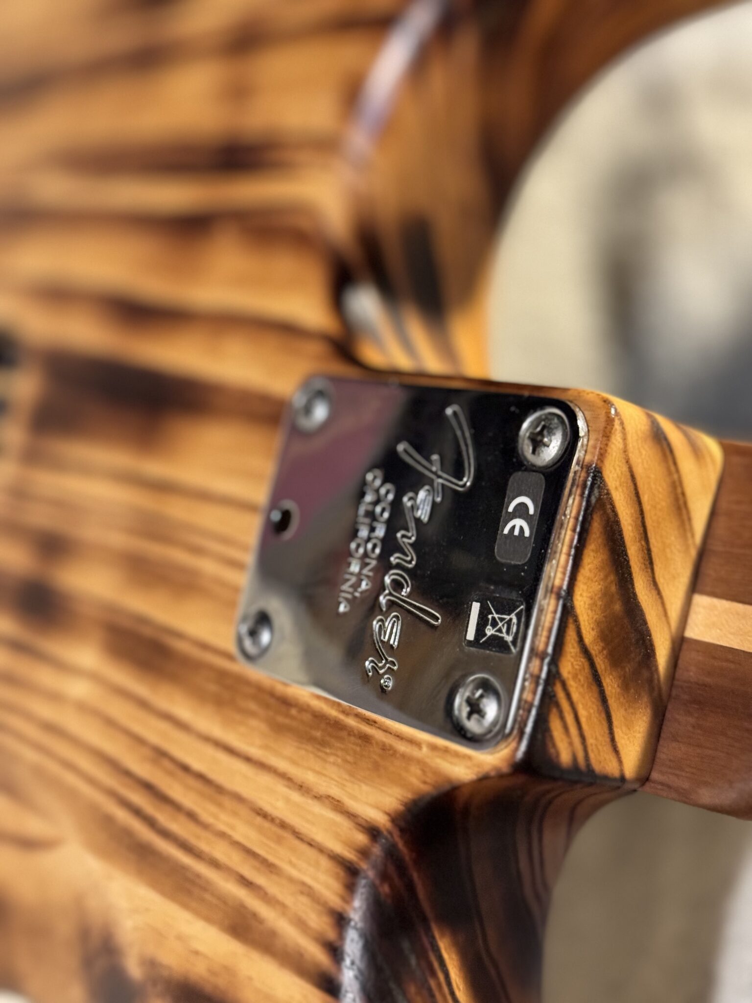 Fender american standard prototype burnt USA - musiketmus.com